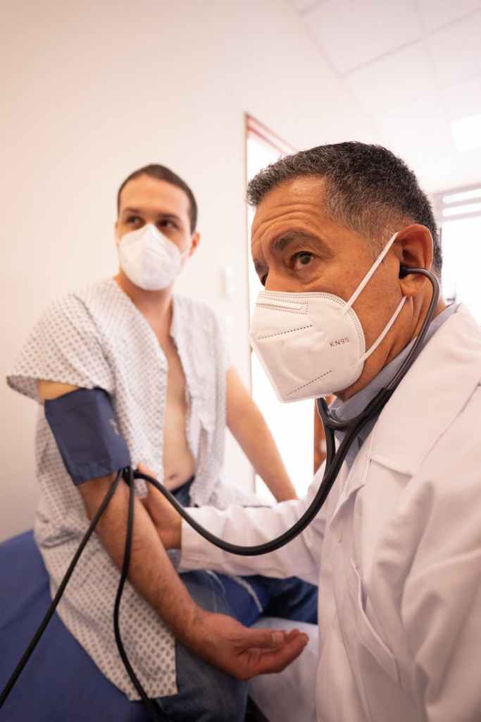 The Causes and Symptoms of Hypertension in Men – The Caregiver Cafe